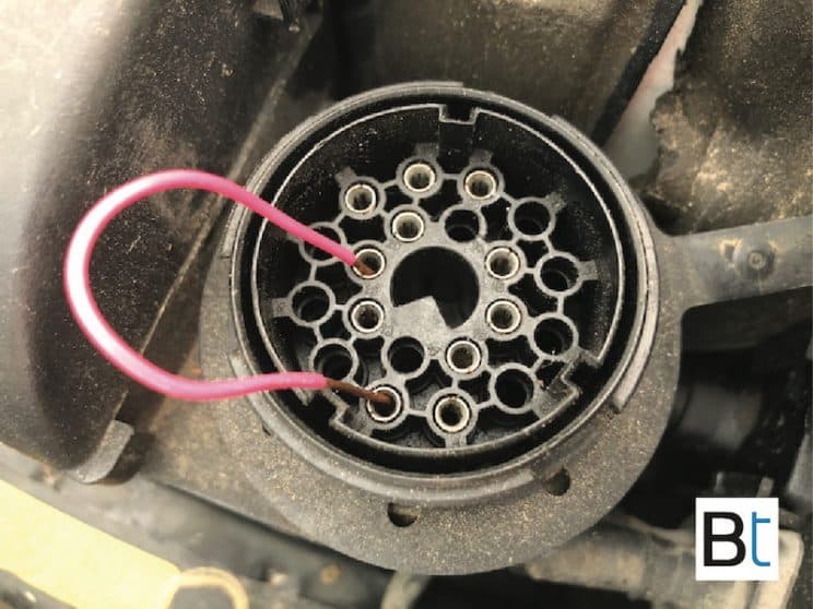 How to reset E30 oil service inspection light - BIMMERtips.com