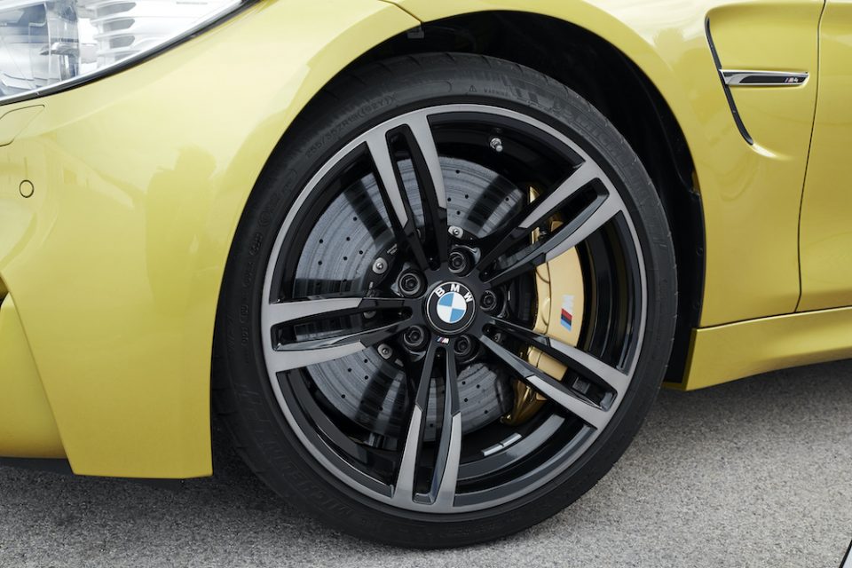 OEM BMW F82 M4 wheel style, specs - BIMMERtips.com